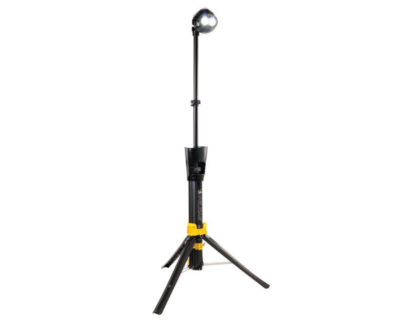 Pelican 9420 LED Flashlight